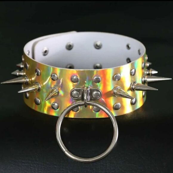 Dolls Kill | Jewelry | Nwot Holographic Gold Spike Choker Collar With O ...